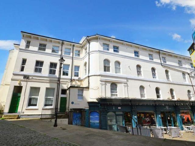 2 Bedroom Apartment Flat