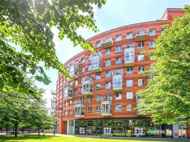 2 Bedroom Apartment Flat