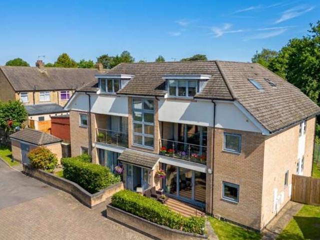 2 Bedroom Apartment Flat