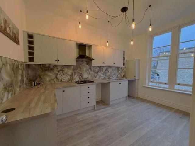 2 Bedroom Apartment Flat