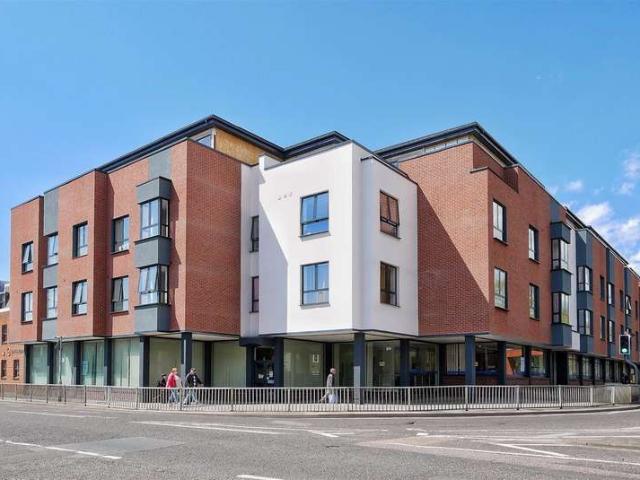 2 Bedroom Apartment Flat