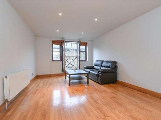2 Bedroom Apartment Flat