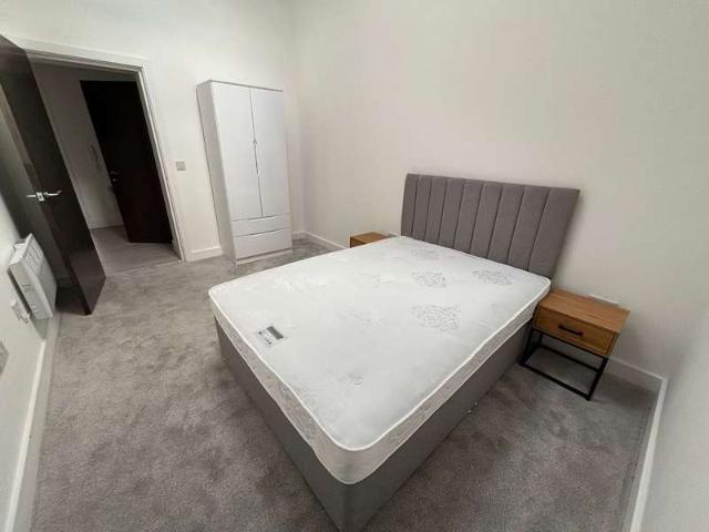 2 Bedroom Apartment Flat