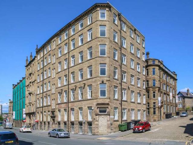 2 Bedroom Apartment Flat