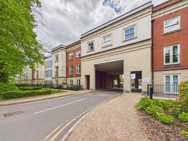 2 Bedroom Apartment Flat
