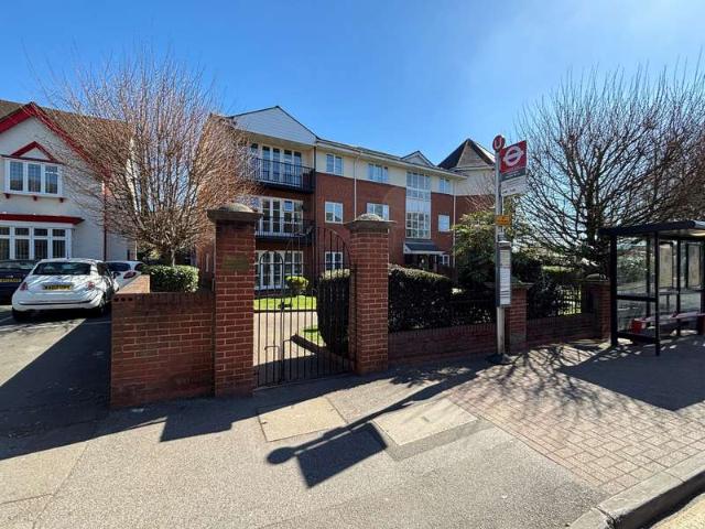 2 Bedroom Apartment Flat