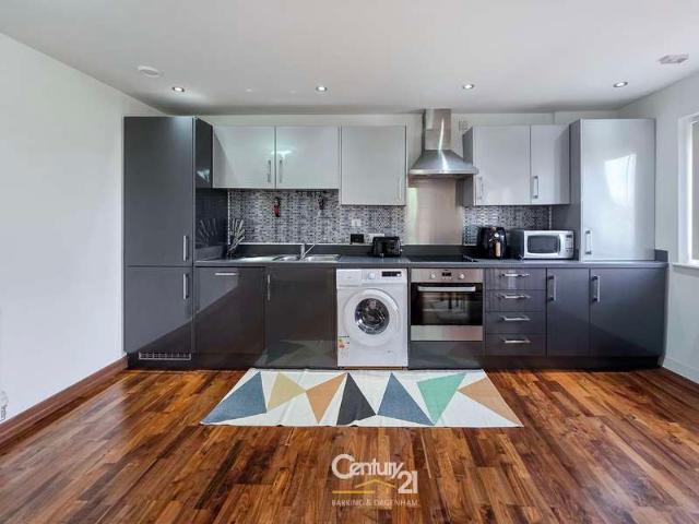 2 Bedroom Apartment Flat