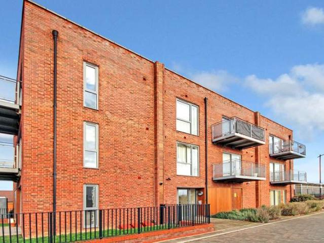 2 Bedroom Apartment Flat