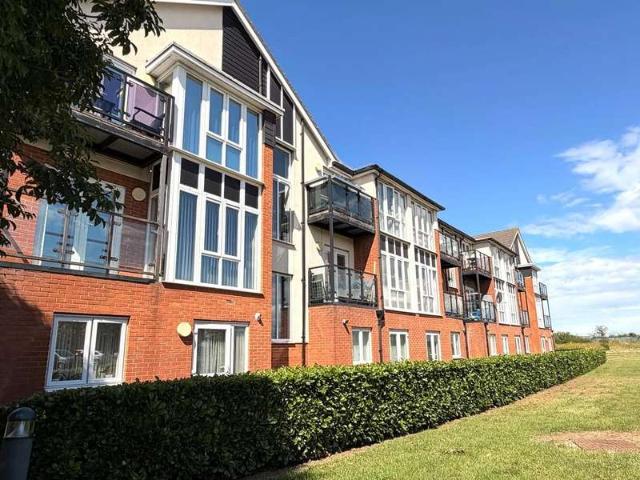 2 Bedroom Apartment Flat
