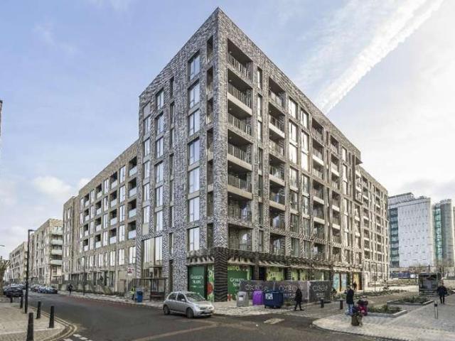 2 Bedroom Apartment Flat