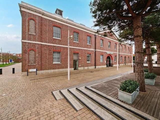 2 Bedroom Apartment Flat
