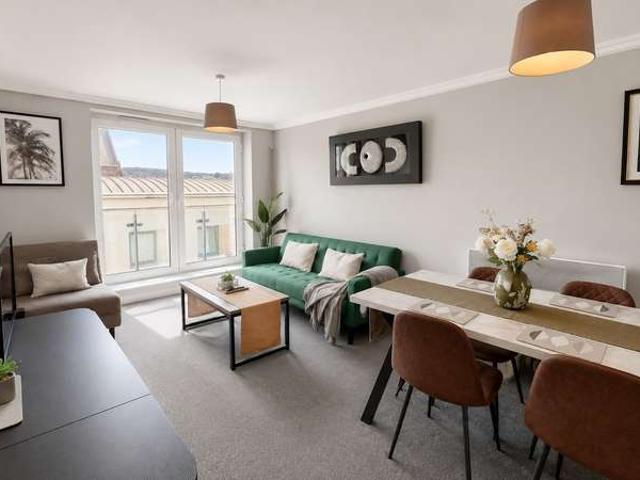 2 Bedroom Apartment Flat