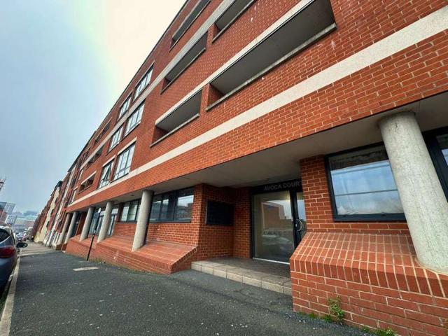 2 Bedroom Apartment Flat