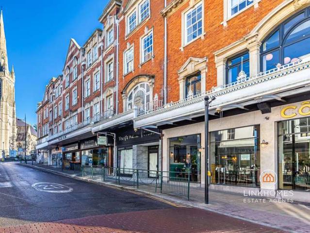 2 Bedroom Apartment Flat