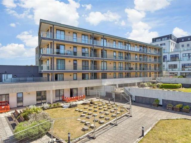 2 Bedroom Apartment Flat