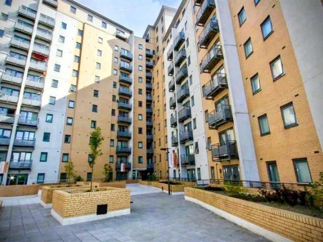 2 Bedroom Apartment Flat