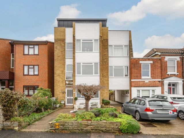 2 Bedroom Apartment Flat