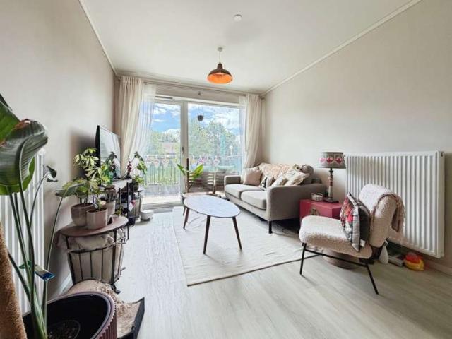 2 Bedroom Apartment Flat