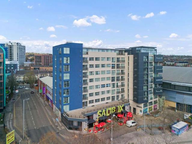 2 Bedroom Apartment Flat
