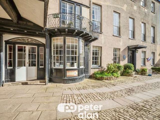 2 Bedroom Apartment Flat
