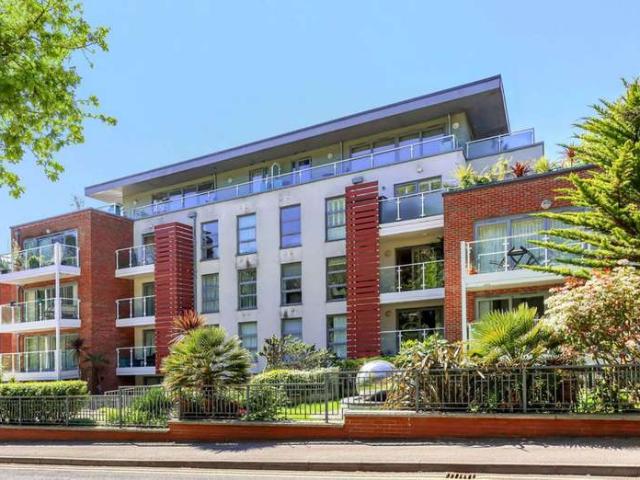 2 Bedroom Apartment Flat