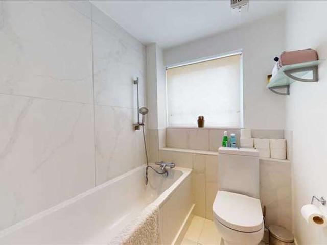 2 Bedroom Apartment Flat