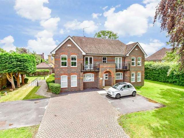 2 Bedroom Apartment Flat