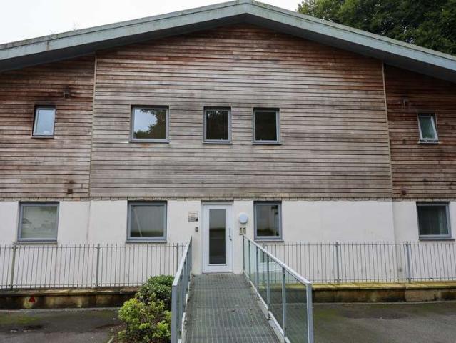 2 Bedroom Apartment Flat