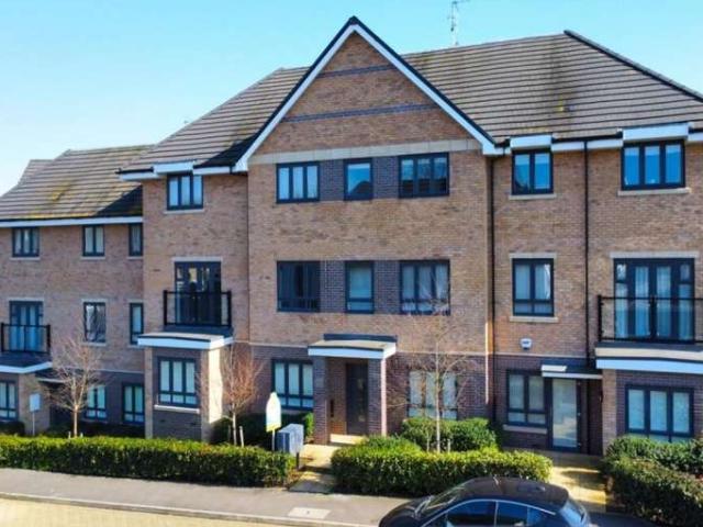 2 Bedroom Apartment Flat
