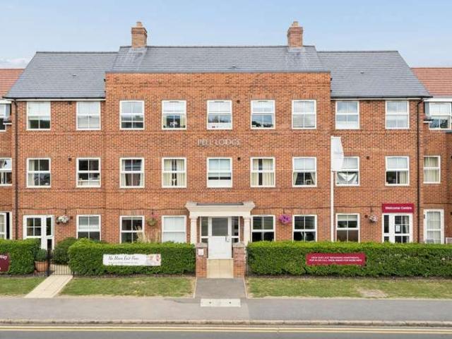 2 Bedroom Apartment Flat