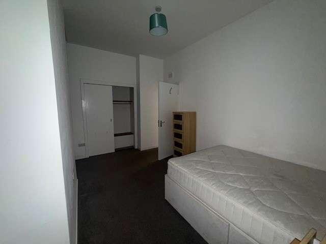 2 Bedroom Apartment Flat