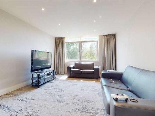 2 Bedroom Apartment Flat