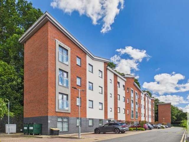 2 Bedroom Apartment Flat