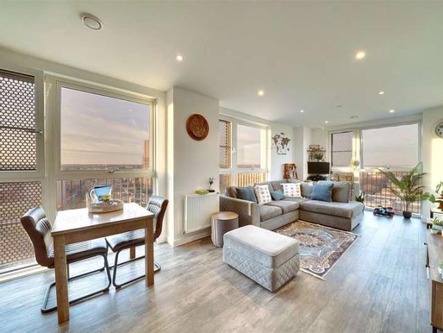 2 Bedroom Apartment Flat