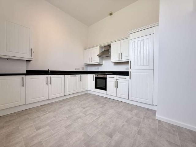 2 Bedroom Apartment Flat