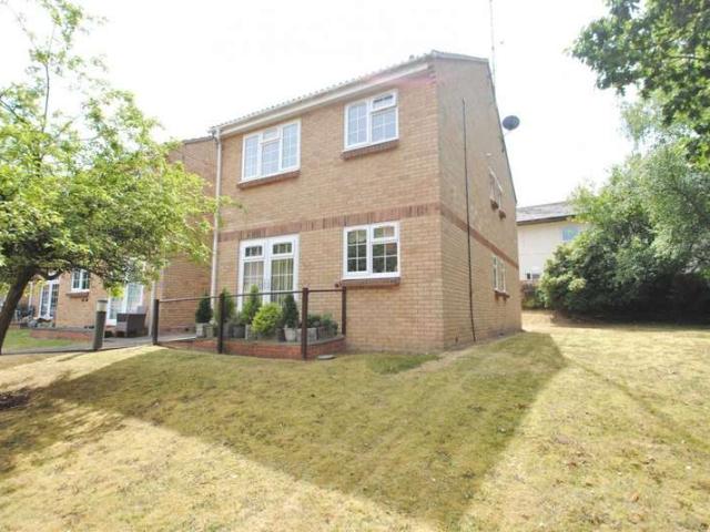 2 Bedroom Apartment Flat