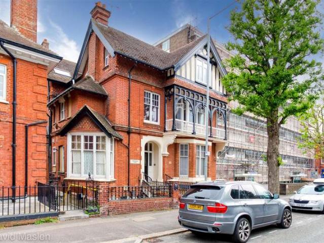 2 Bedroom Apartment Flat