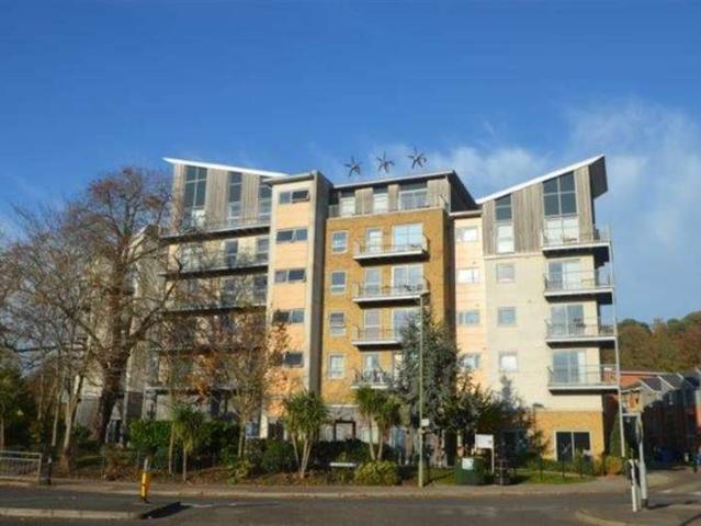 2 Bedroom Apartment Flat