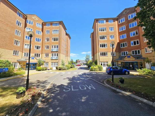 2 Bedroom Apartment Flat
