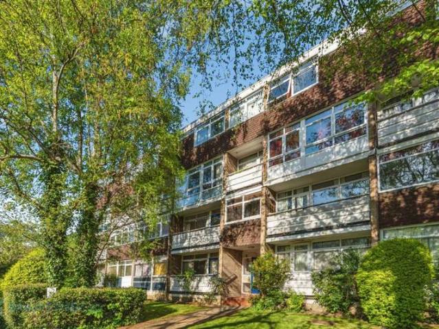 2 Bedroom Apartment Flat