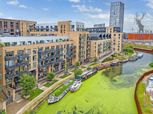 2 Bedroom Apartment Flat