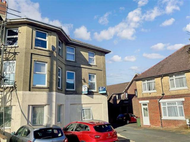 2 Bedroom Apartment Flat