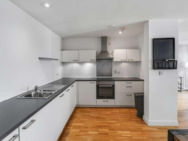 2 Bedroom Apartment Flat