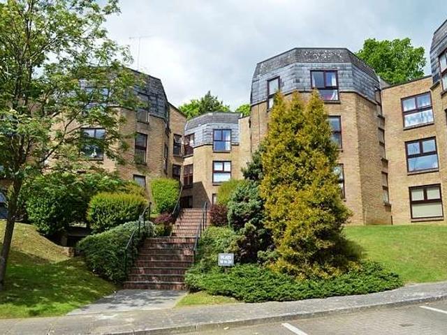 2 Bedroom Apartment Flat