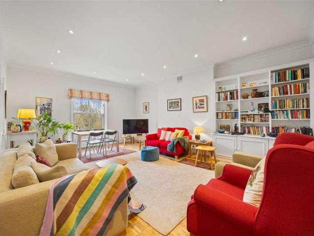 2 Bedroom Apartment Flat