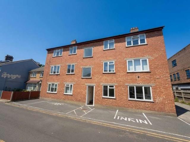 2 Bedroom Apartment Flat