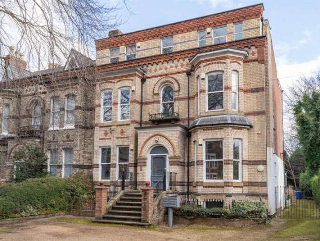 2 Bedroom Apartment Flat