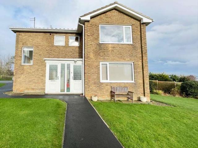 2 Bedroom Apartment Flat