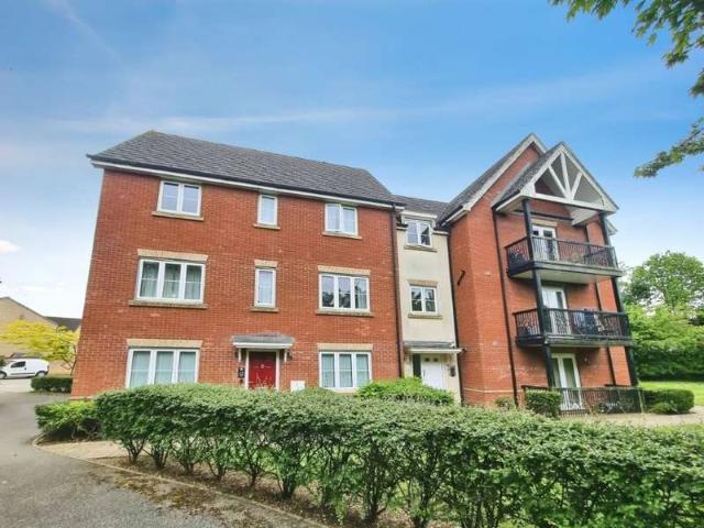 2 Bedroom Apartment Flat