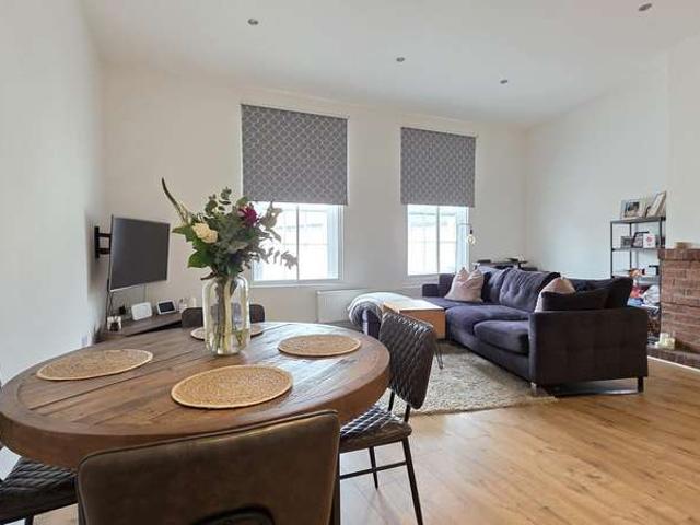 2 Bedroom Apartment Flat